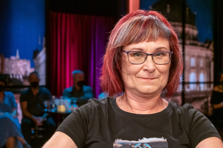 Riverboat: 15 Meter hoch, 1300 Tonnen schwer - Silke Butzlaff ist ...