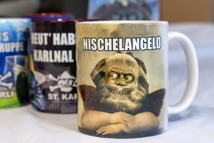 St. Karli ist der Souvenir-König von Chemnitz
