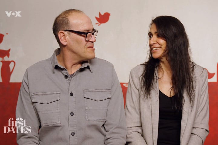 First Dates: Als Angie seinen Namen hört, muss sie lachen!