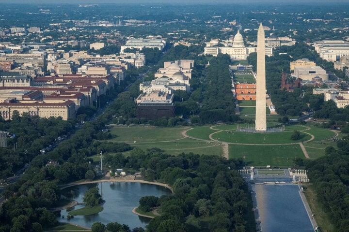 Anti-Trump "8647" markings on National Mall spark police probe | TAG24