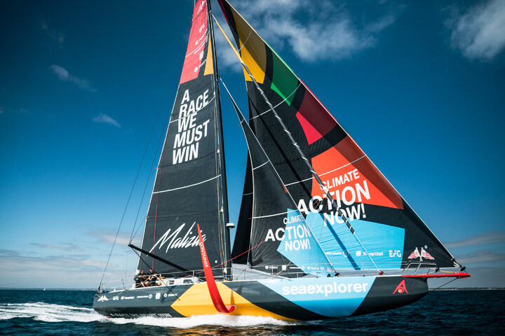 Nach der Bootstaufe zur Vernissage: Boris Hermann zeigt 50 ...