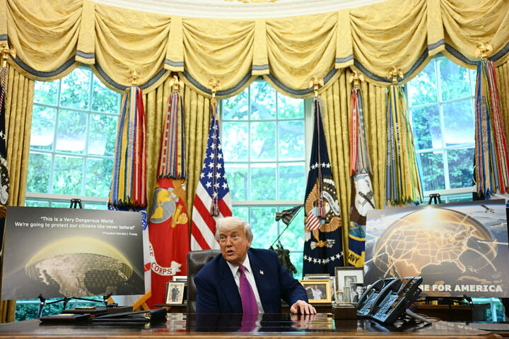 Trump reveals plans for "Golden Dome" missile shield to protect the US ...