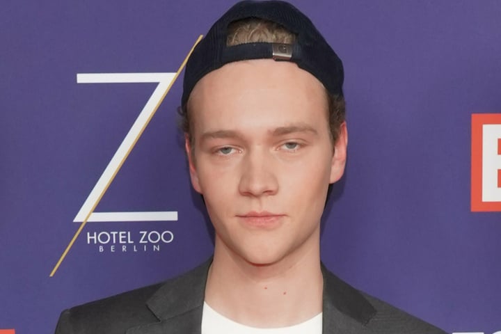 "Die Discounter"-Star Bruno Alexander plaudert über seine Einstellung ...