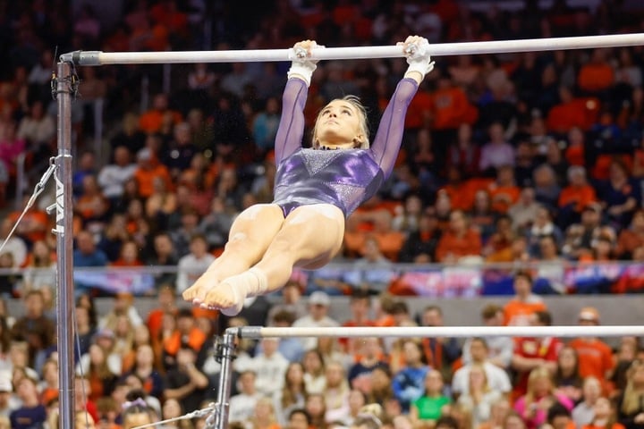 Olivia Dunne Goes Viral With Impressive Beach Gymnastics Routine