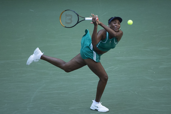 Venus Williams spielte sogar gegen Steffi Graf! Tennis"-Omi" bekommt ...