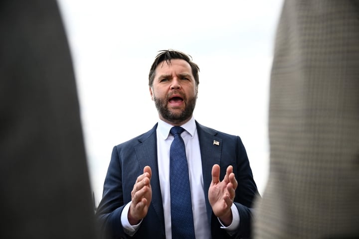 JD Vance explodes over RFK Jr. hearing debacle in raging social media ...