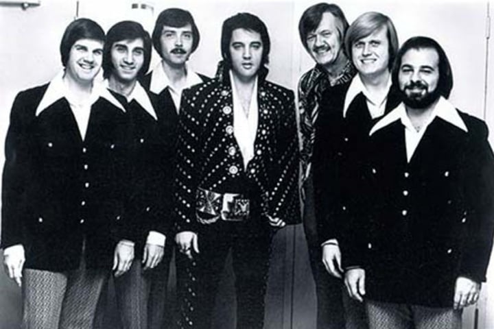 Ed Enoch stand mehr als 1000 Mal mit Elvis Presley auf der Bühne: "Ich ...