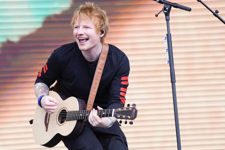 Freude bei Ed Sheeran: Sänger überrascht Fans mit dieser Nachricht