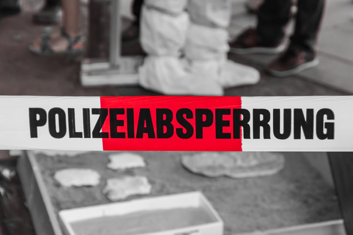 Entsetzlicher Fund in Österreich: Tote Frau in Wand betoniert