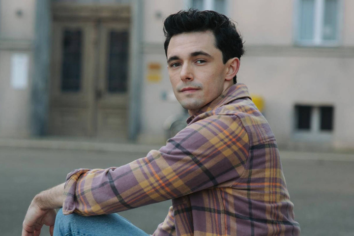 Überraschendes GZSZ-Aus: Serien-Liebling Marc Weinmann macht im Sommer ...