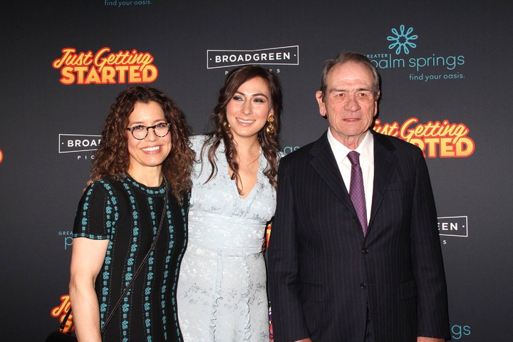 Trauer um Victoria Jones: Tochter von Tommy Lee Jones in Hotel tot ...