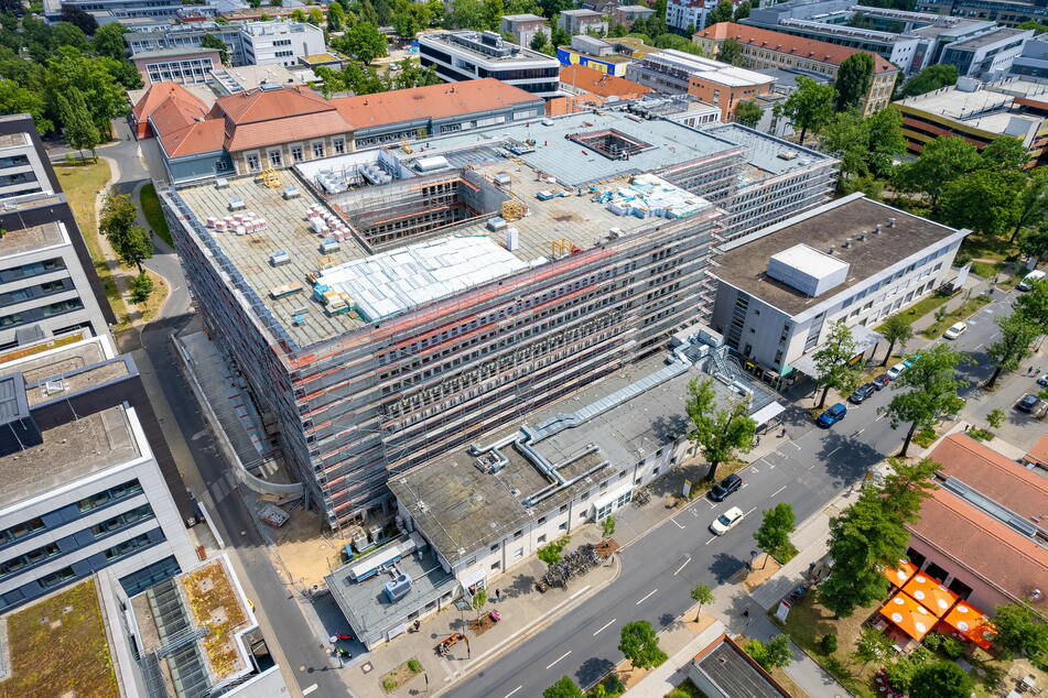 Dresden: 24 Kilometer Rohrpost und Roboter im Tunnel - Uniklinik baut ...