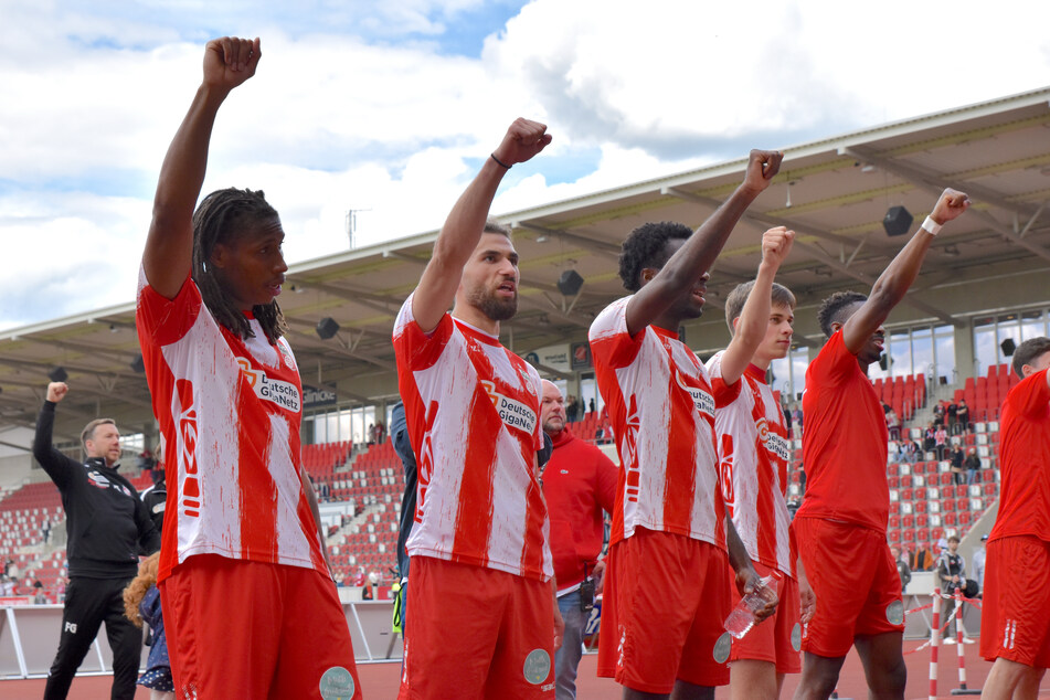 Fan-Fest und Freibier: So feiert RWE den Abschluss der Saison 2023/24