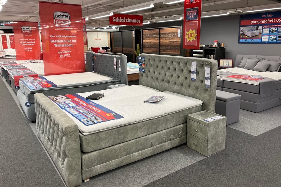 Möbelhaus in Halstenbek macht gerade diese verrückten Angebote